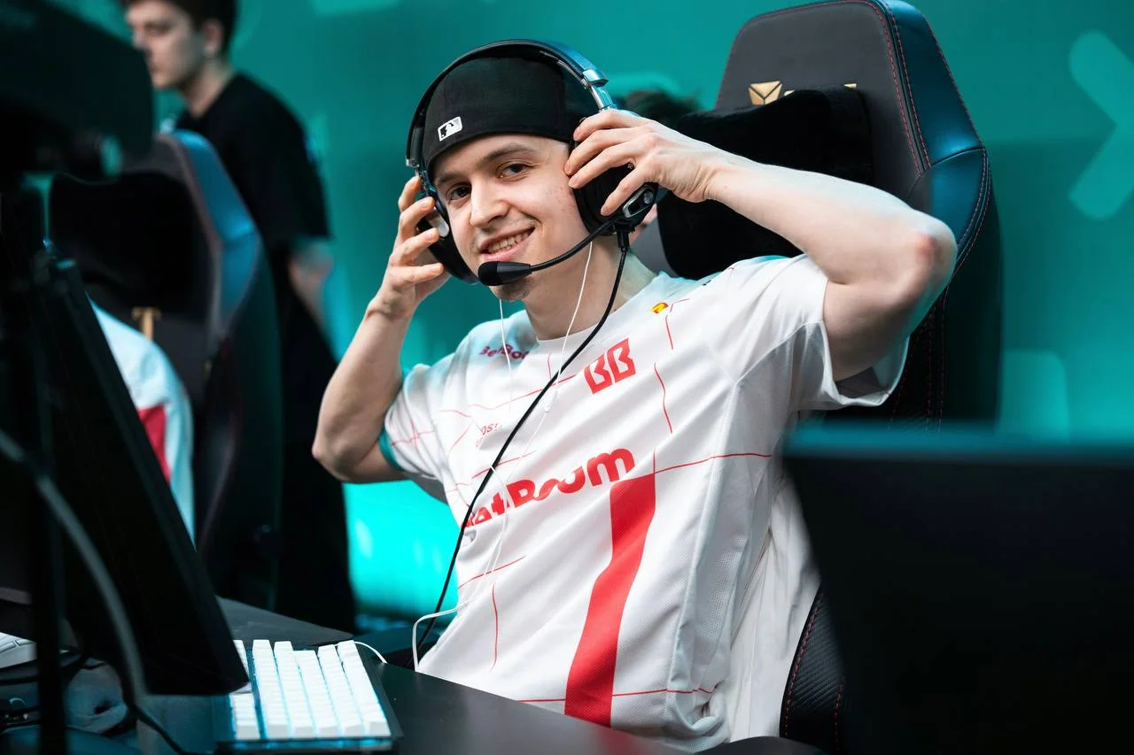 CS2: ArtFr0st усилил BetBoom Team: команда вышла в плей-офф FISSURE ...