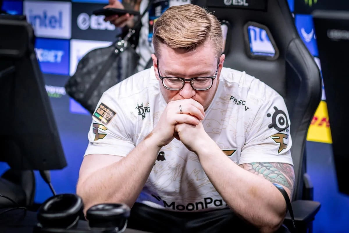NiKo из Team Falcons поддержал ушедшего из ростера Faze Clan по СS2 ...